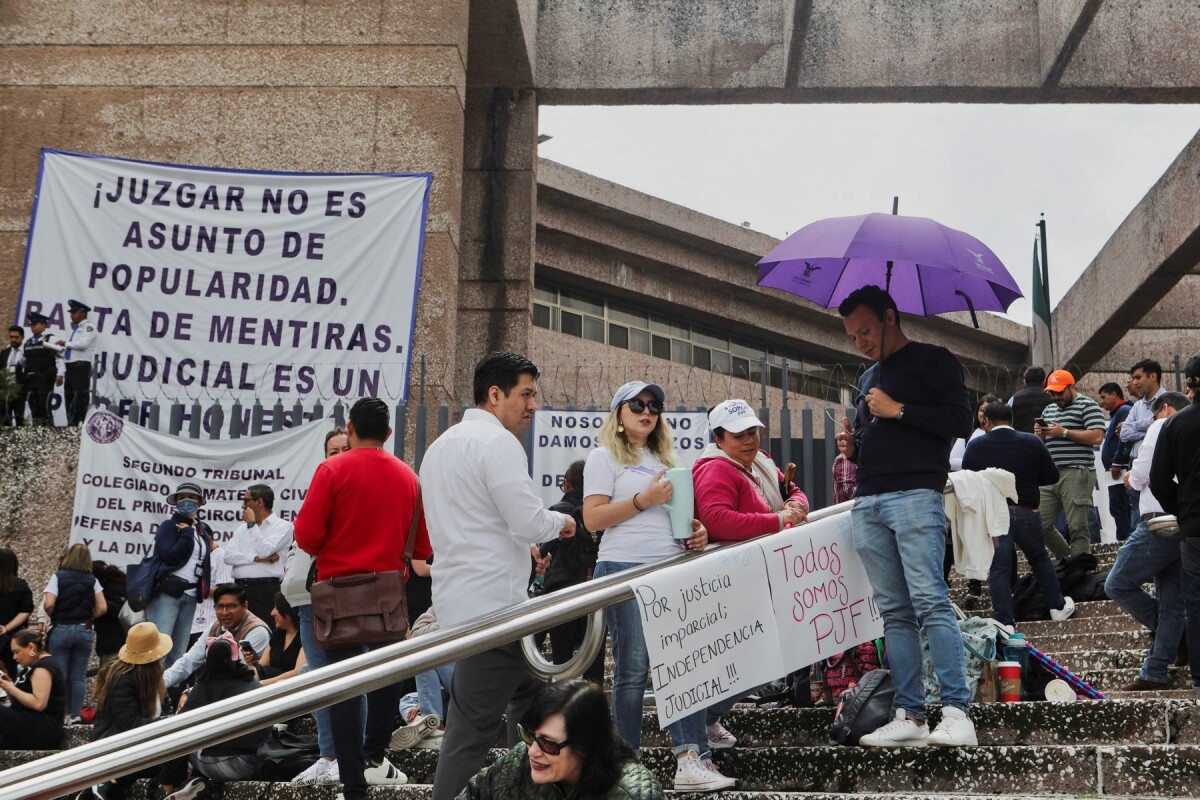 Protesta inédita en México: Poder Judicial paralizado por reforma - Las ...