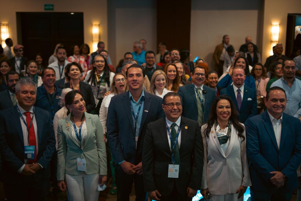 Impulso al sector inmobiliario: Foro AMPI Los Cabos 2025 - Las Periodistas