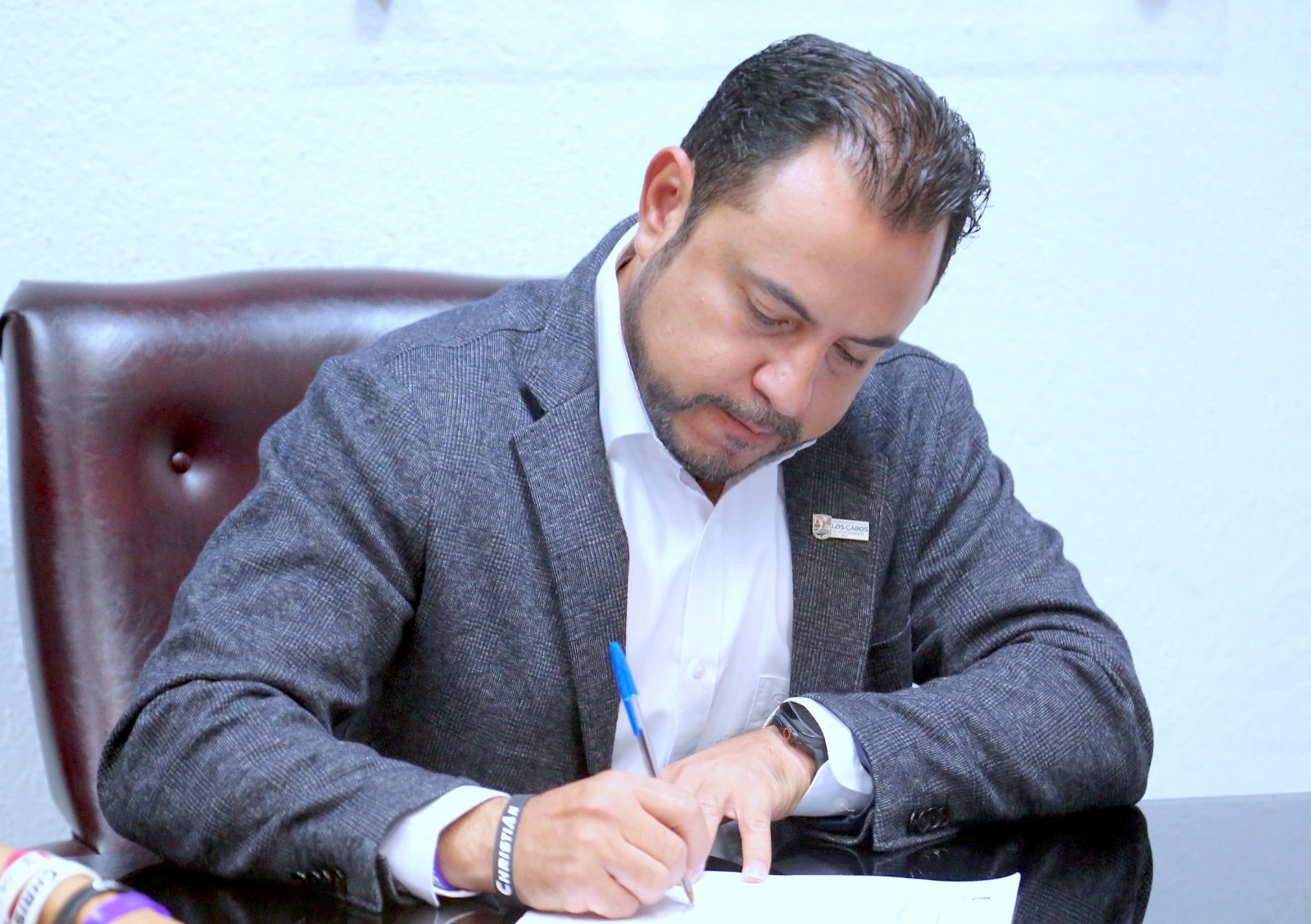 Firman escrituras para construir Centro de Atención a Mujeres en Los ...