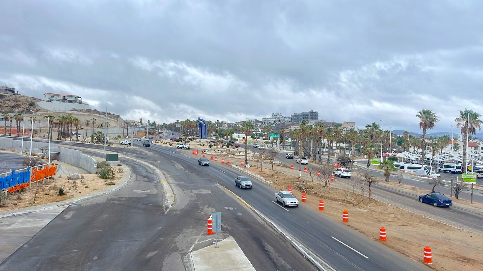 Movilidad fluida, pero con desvíos: siguen avances en glorieta Fonatur ...