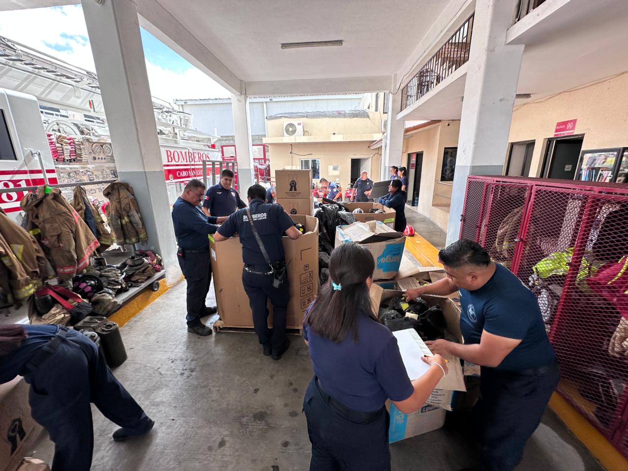 Refuerzan operaciones de Bomberos de Cabo San Lucas con equipo médico y ...